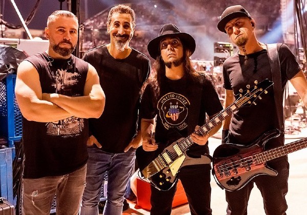 Bahia.ba | System of a Down surpreende público ao lançar músicas ...