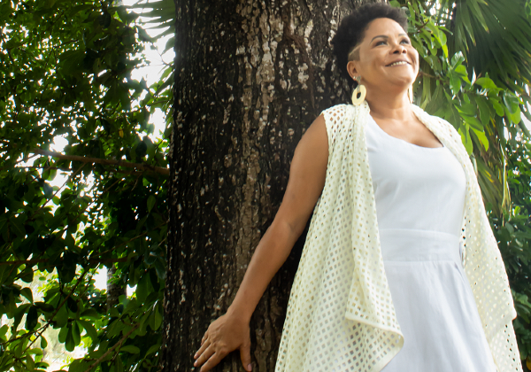 Bahia.ba | Márcia Short apresenta live em homenagem à obra de Saul Barbosa