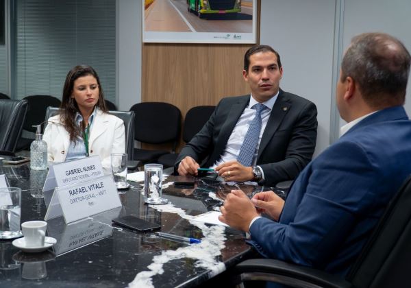 Bahia.ba | Deputado se reúne com direção da ANTT para discutir contrato ...