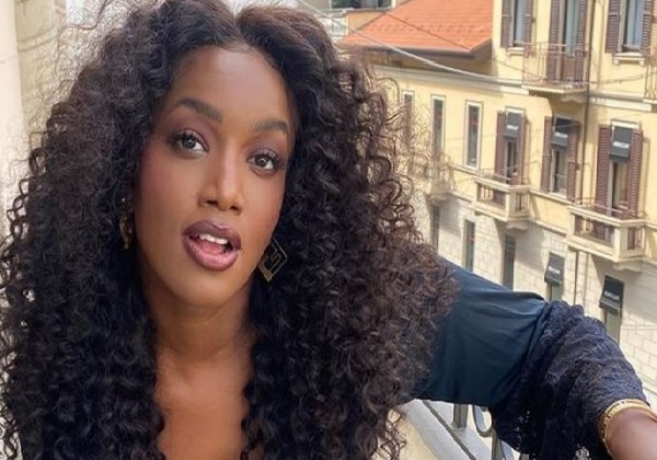 Bahia.ba | Iza esbanja beleza na Espanha e causa alvoroço nas redes