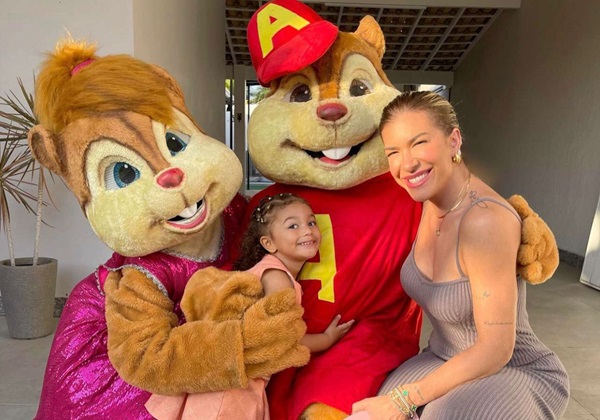 Bahia.ba | Ensaio para a apresentação com as Esquiletes no aniversário ...