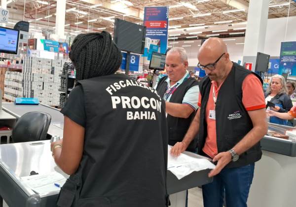 Bahia.ba | Procon penaliza estabelecimentos por descumprimento de lei ...